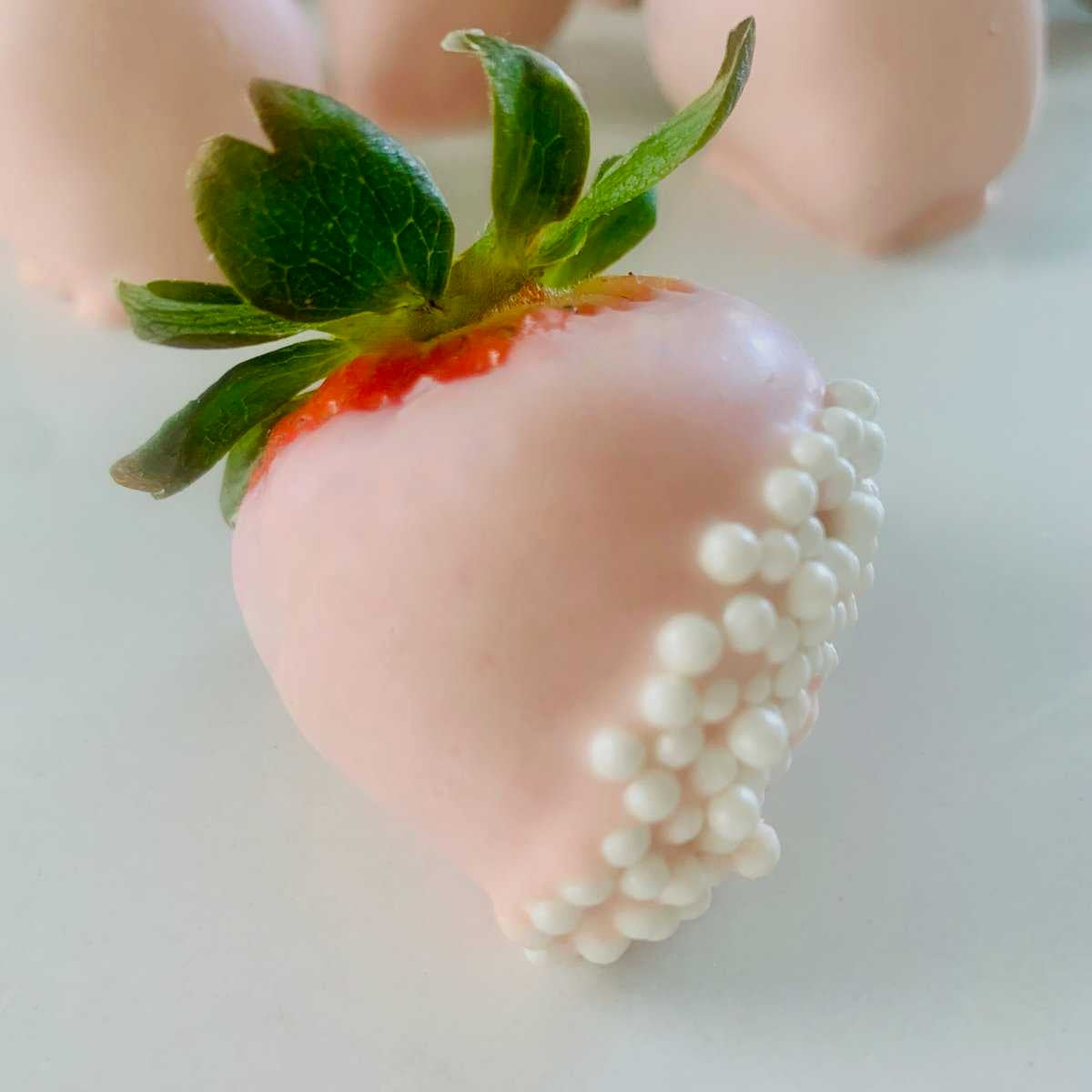 Easy Pink Chocolate-Covered Strawberries Recipe - Go Gluten Freely