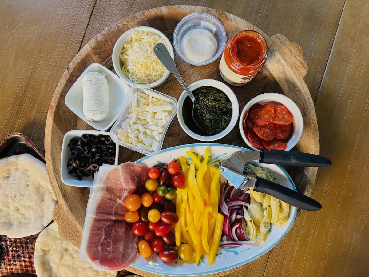 Gluten-Free Personal Pizzas for the Best Pizza Party! - Go Gluten Freely